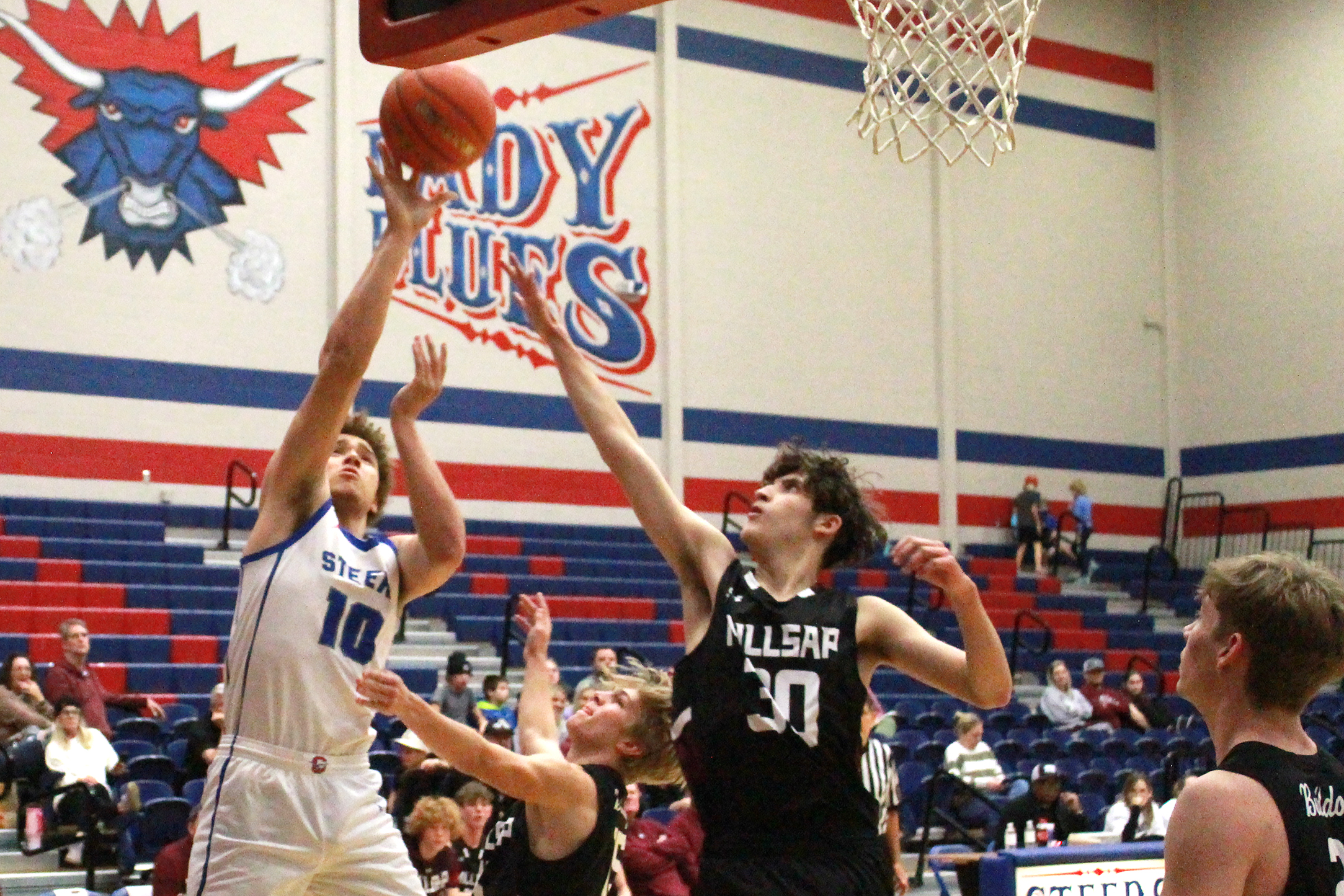 Steers win big over Millsap in final 2023 game | The Graham Leader