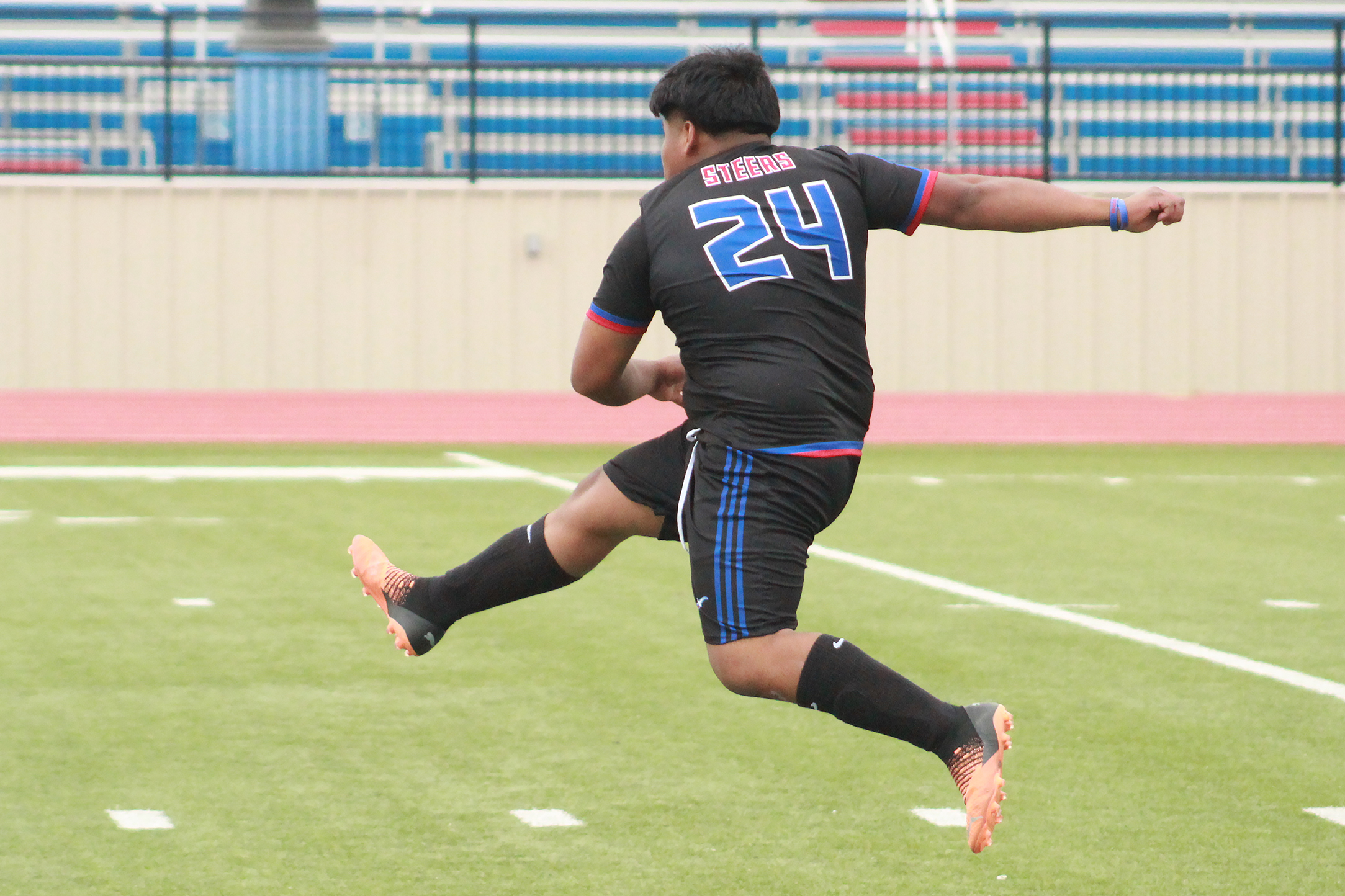 Steers soccer falls 4-2 at Kennedale | The Graham Leader