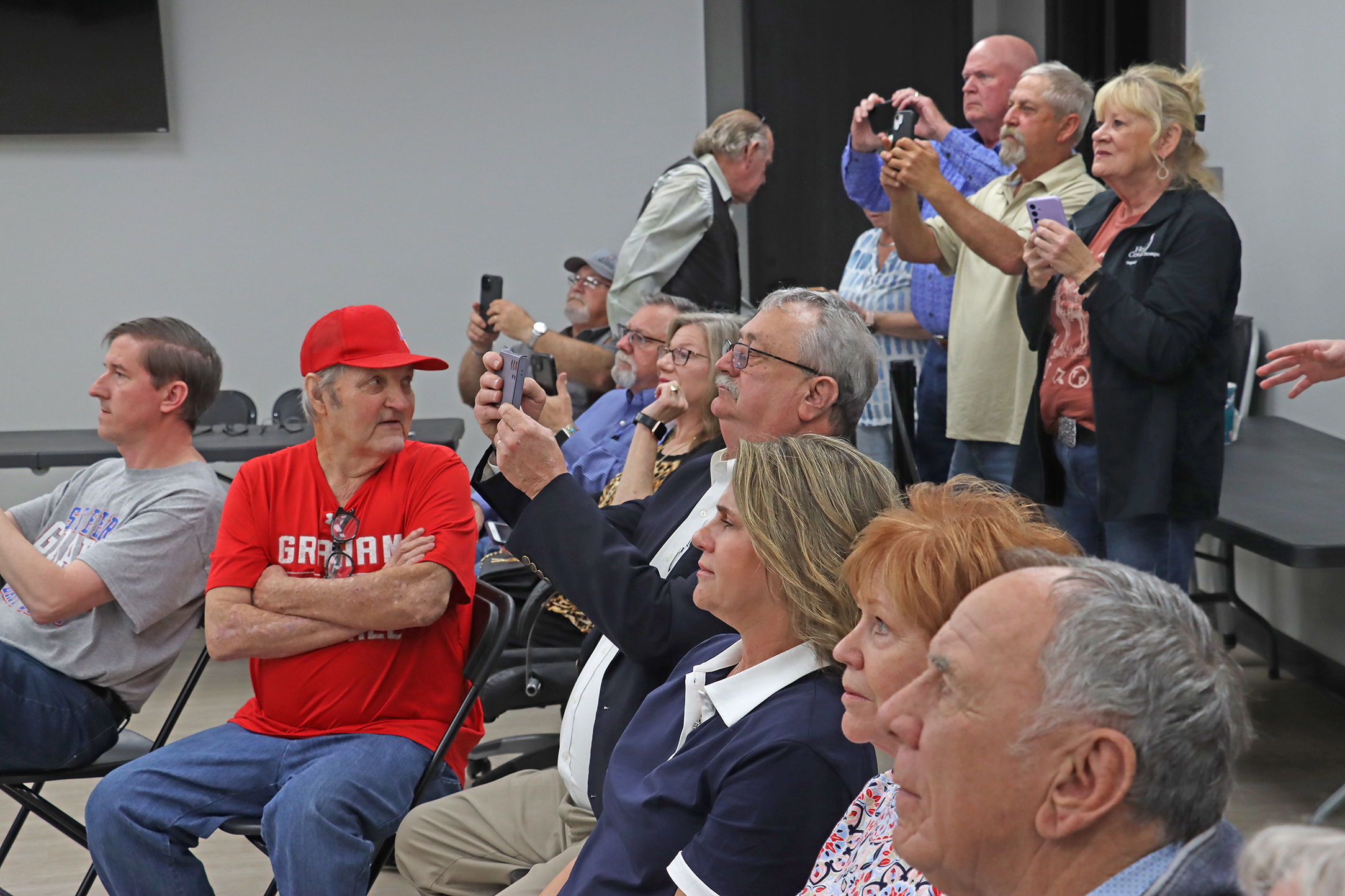 County judge, precinct 4 commissioner candidates heading to runoff ...