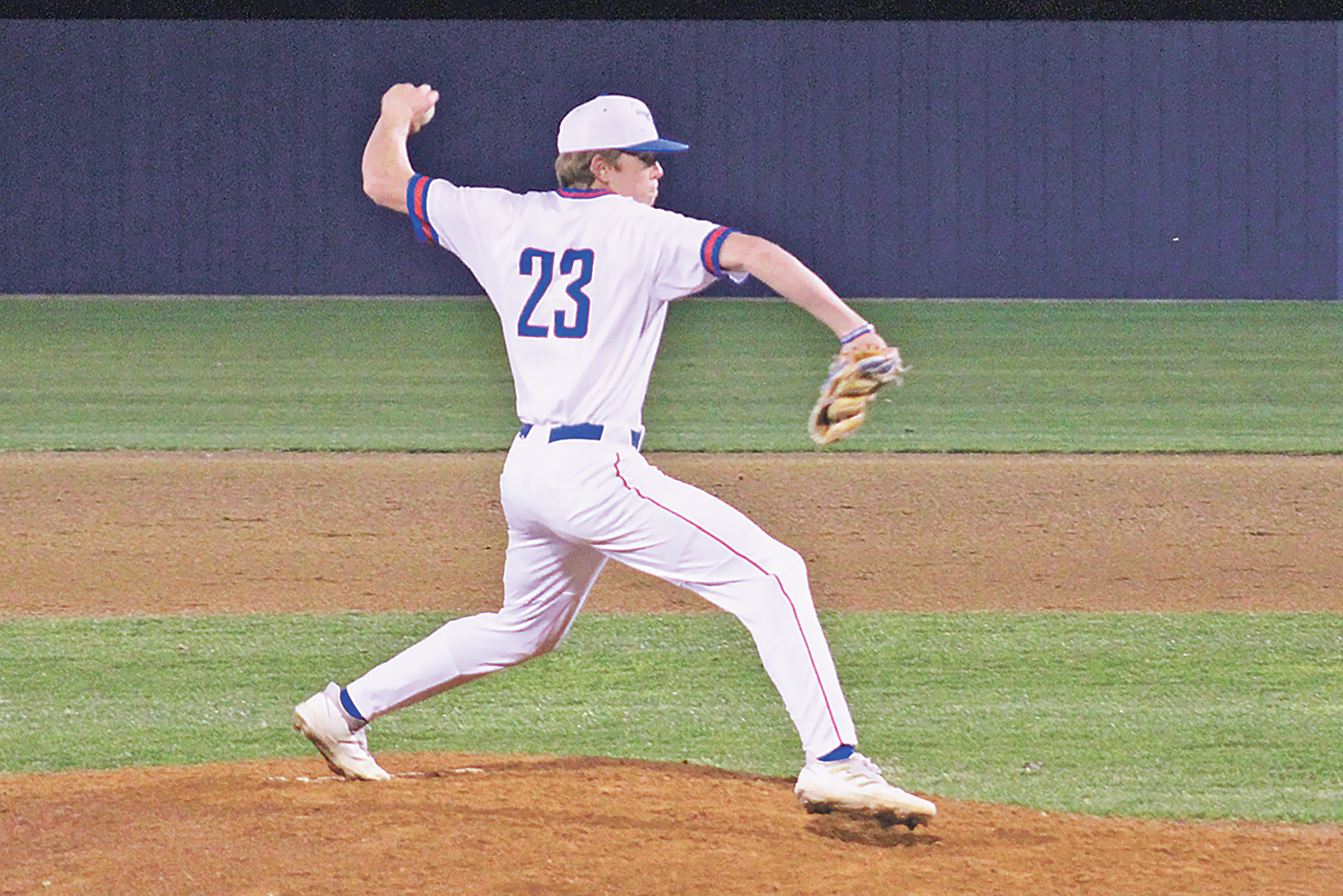 Steers lose in Brownwood | The Graham Leader