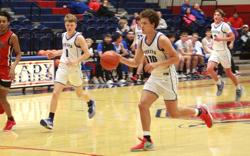 Steers lose steam, fall to Gainesville 54-48 | The Graham Leader