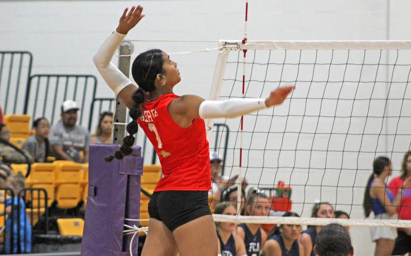 Cabrera, Morales represent at volleyball all-star game | The Graham Leader