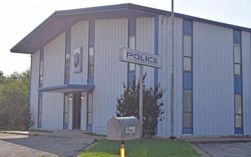 City approves taser lease agreement for GPD | The Graham Leader