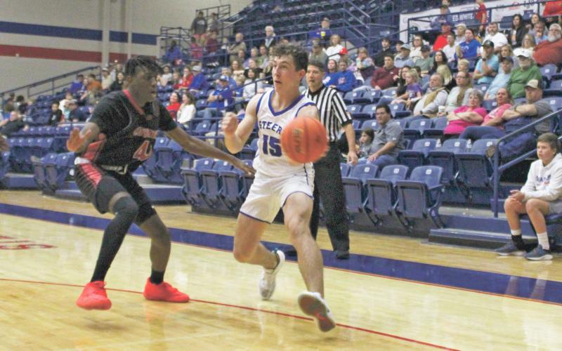 Shooting woes hurt Steers in loss | The Graham Leader